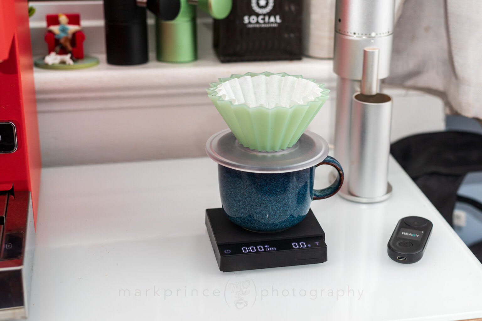 MHW-3Bomber Cube 2.0 Mini Coffee Scale - CoffeeGeek